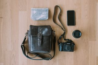 How to choose a camera bag for travel